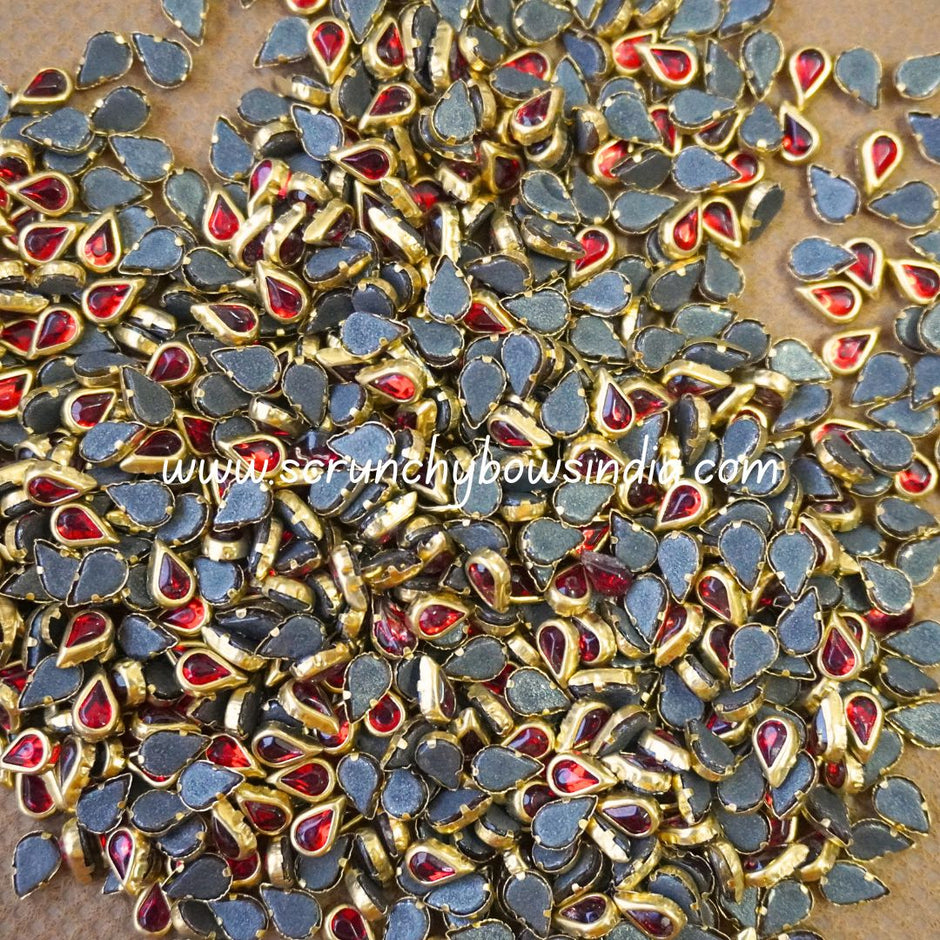 Glass Thilakam – ScrunchyBows